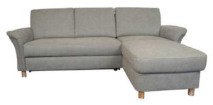 Kleine skandinavische Eckcouch.